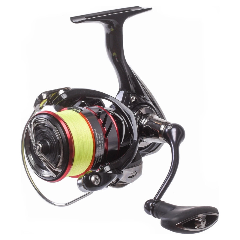 Daiwa Ninja LT 2500 Inklusive påspolad lina J-Braid X4